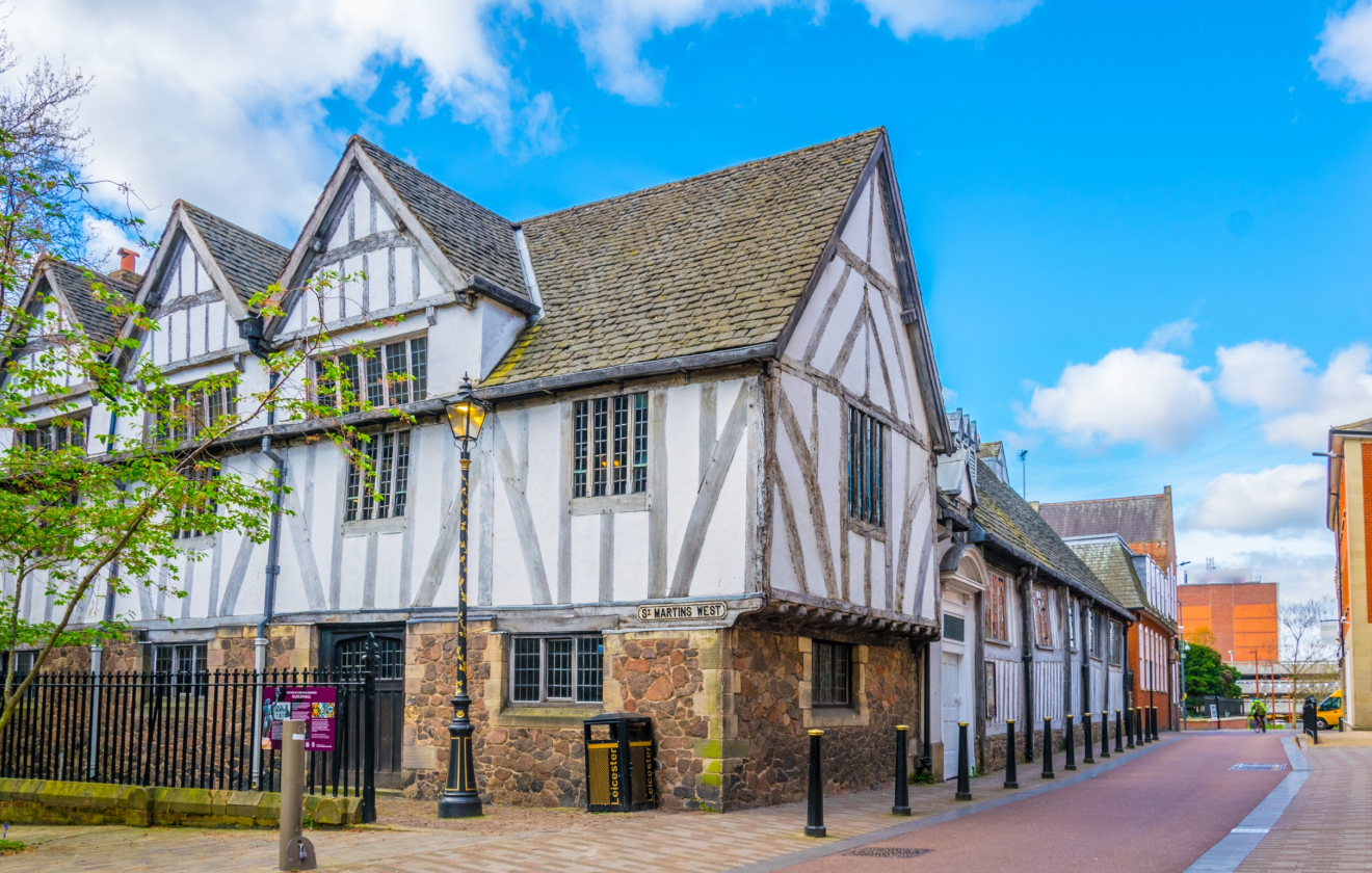 Jewellers Leicester | Wedding & Engagement Rings Leicester | Austen & Blake